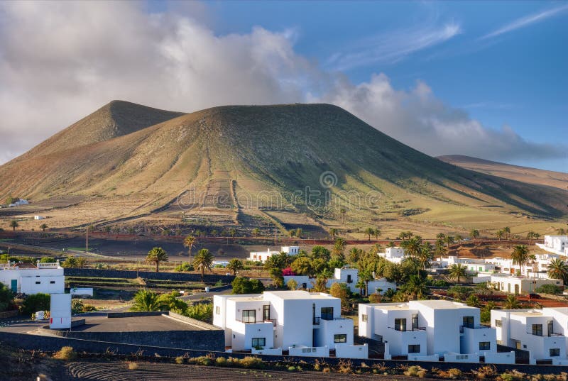 Lanzarote landscape stock image. Image of outdoors, arid - 18919435
