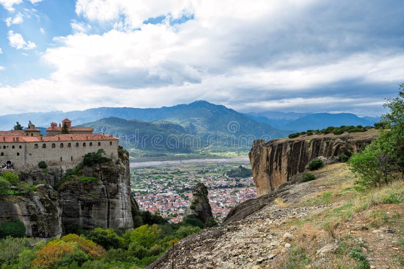 Landscape of Meteora rocks editorial photo. Image of travel - 346390361