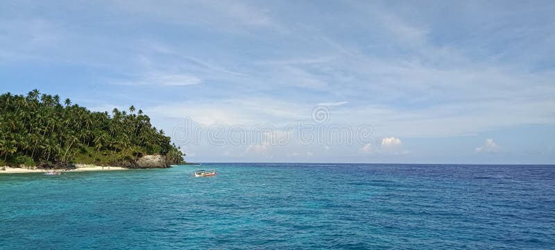 Landscape Ocean at Marore Island Editorial Stock Photo - Image of ...