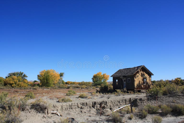 743 Old Abandoned Shack Desert Stock Photos - Free & Royalty-Free Stock ...