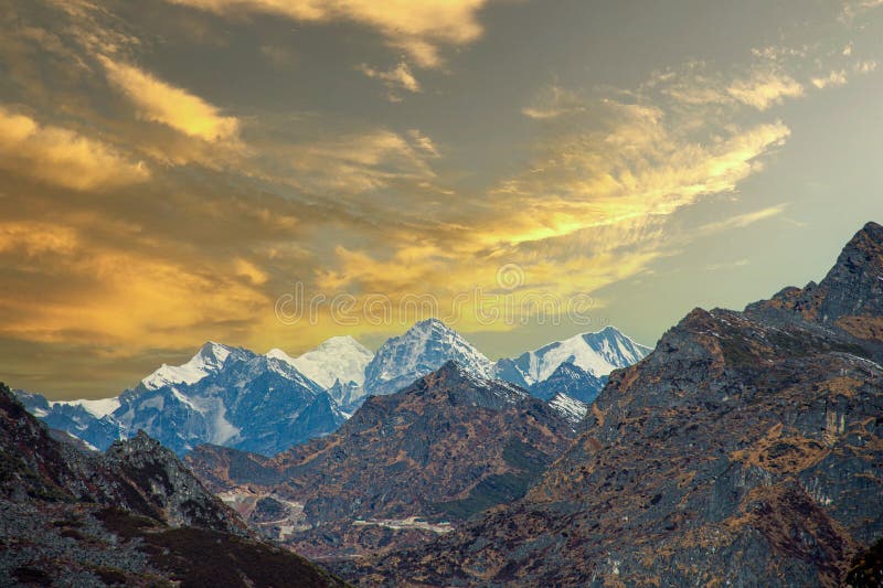 Landscape Splendid View of Himalayan Mountains Stock Photo - Image of ...