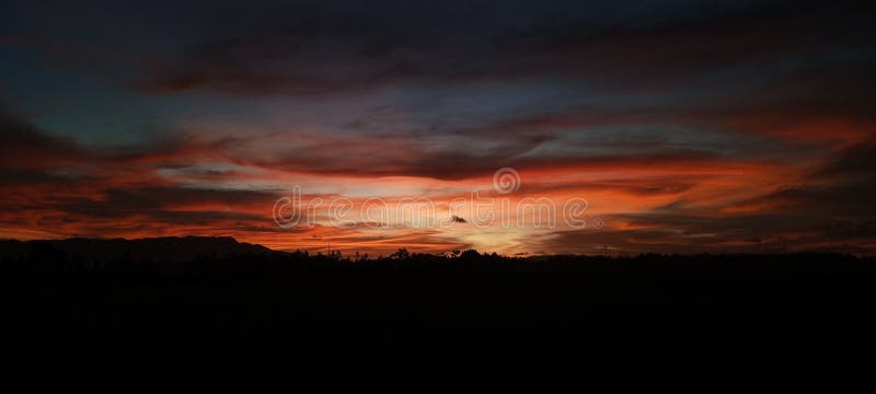 Landscape Sunset Silluette Sky Shadows Sun Goes Down Clouds Night ...