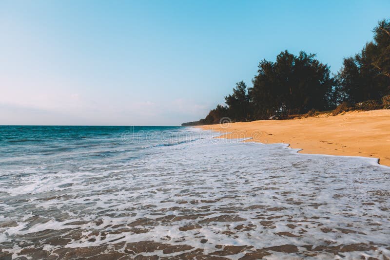 Landscape of Tidal Wave on the Beach, Gold Sand, Blue Sky. Thailand ...