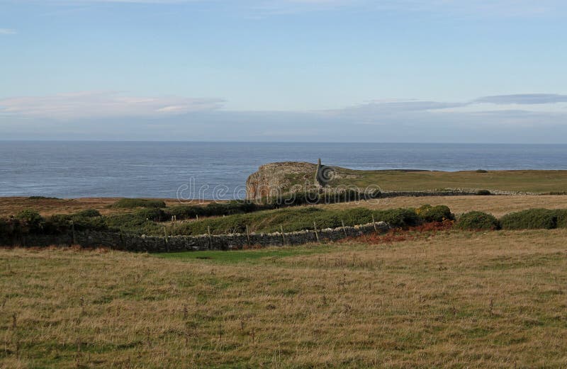 Ausblick Und Weise Zeigen, Rhoscolyn, Anglesey, Wales Stockfoto - Bild ...