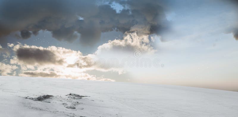 Landskap med solsken fotografering för bildbyråer. Bild av fält - 102009281