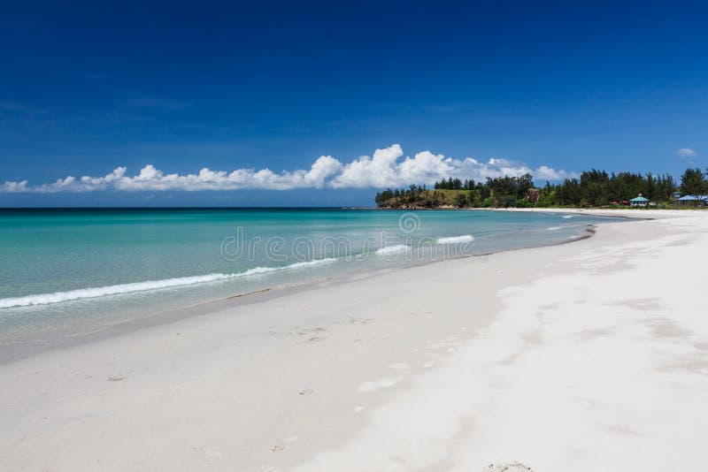Lang Zandstrand Bij Uiteinde Van Boreno Stock Afbeelding - Image of ...