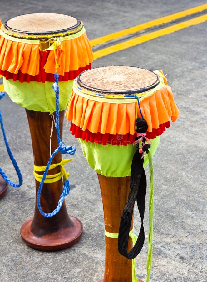 Het Lange Instrument Van De Trommels Thaise Muziek Stock Foto - Image ...