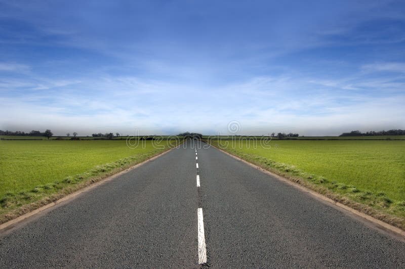 Lange Weg stock foto. Image of leeg, horizon, niemand - 4344318