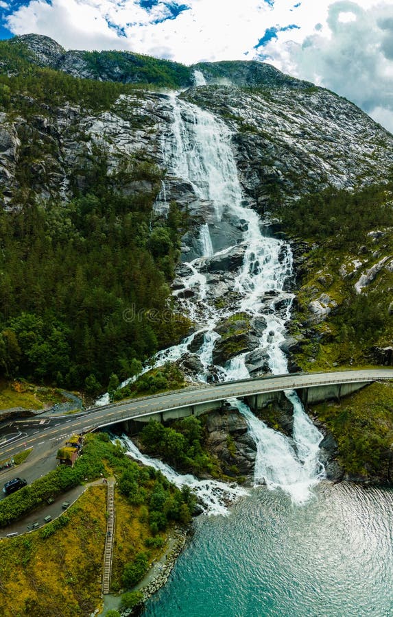 Langfoss Langfossen is the Fifth Highest Waterfall in Norway Stock ...