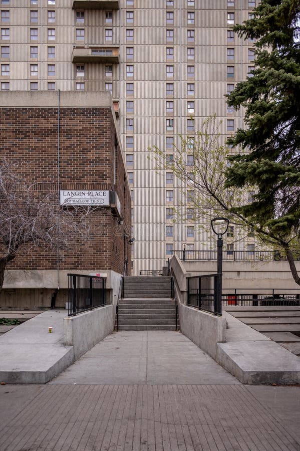 Langin Place and Baker House Complex in Downtown Calgary Editorial ...