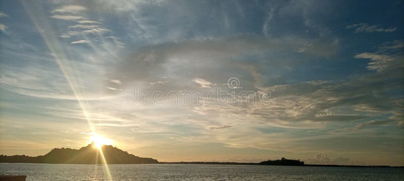 Langit Sky stock image. Image of pulau, matahari, sunset - 257590975
