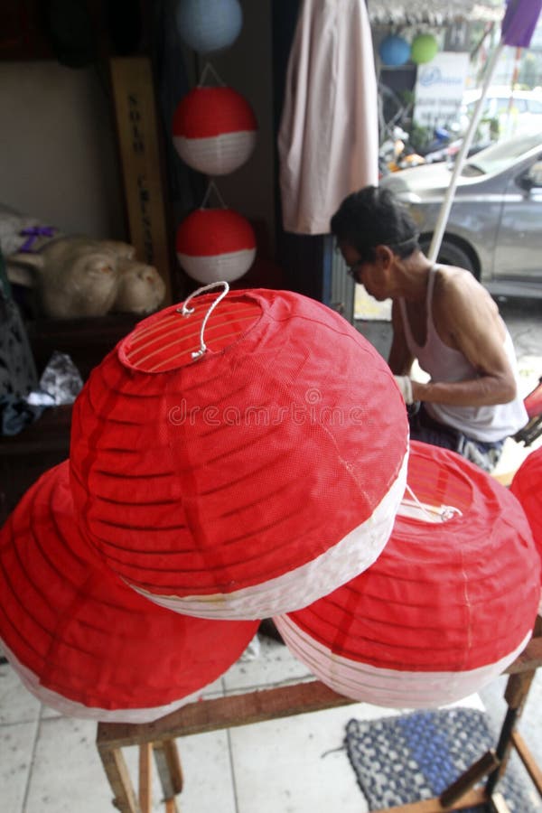 Lantern editorial photo. Image of making, java, solo - 75931916