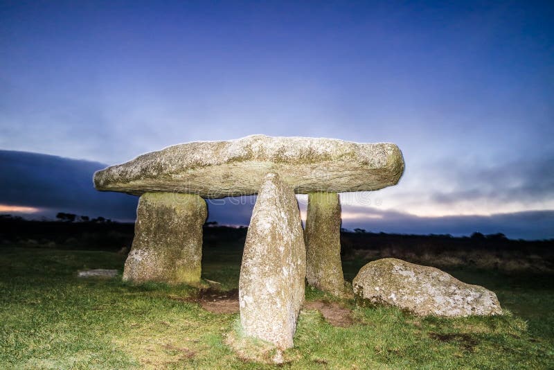 Lanyon Quoit Cornwall England Stock Photo - Image of monolith, ancient ...