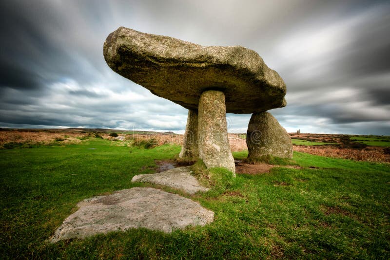 Lanyon Quoit - Dolmen In Cornwall, England, UK Stock Photo - Image of ...