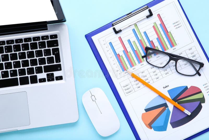 335 Computer Screen Charts Black Background Stock Photos - Free ...