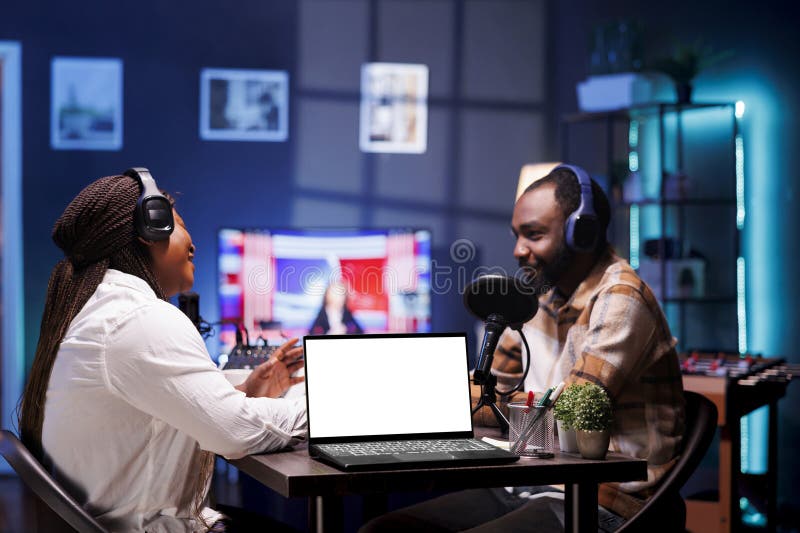 Blank People Having Conversation Template Clipart Stock Photos - Free ...