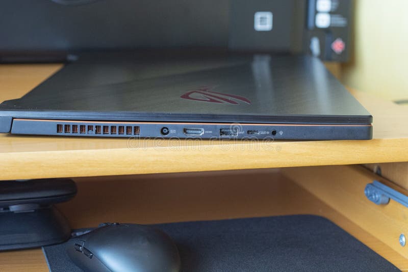 Laptop side view stock image. Image of screen, business - 156045583