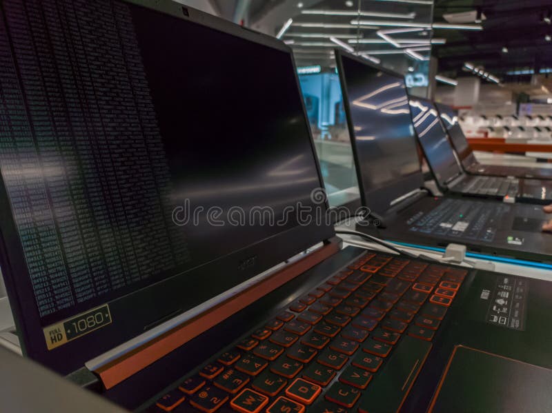 110 Showcase Laptops Stock Photos - Free & Royalty-Free Stock Photos ...