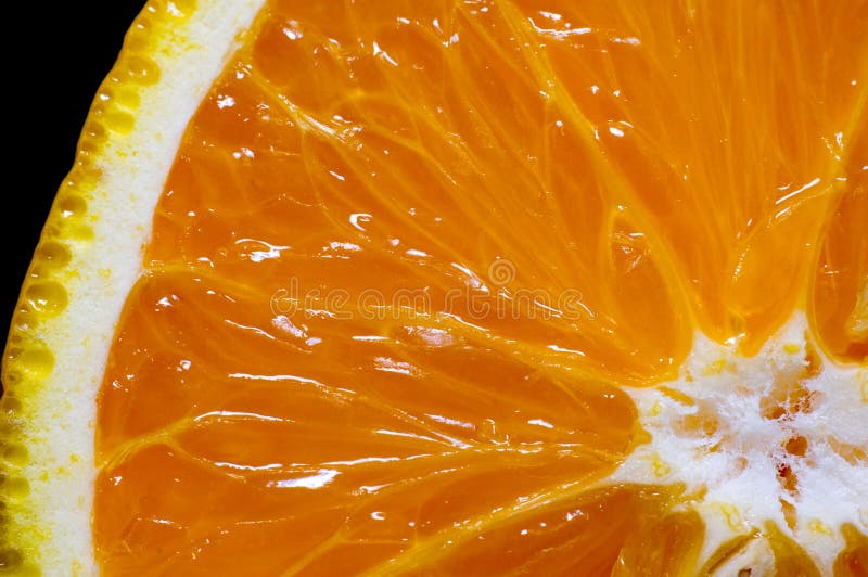 Laranja Cortada Isolada No Preto Foto de Stock - Imagem de metade ...