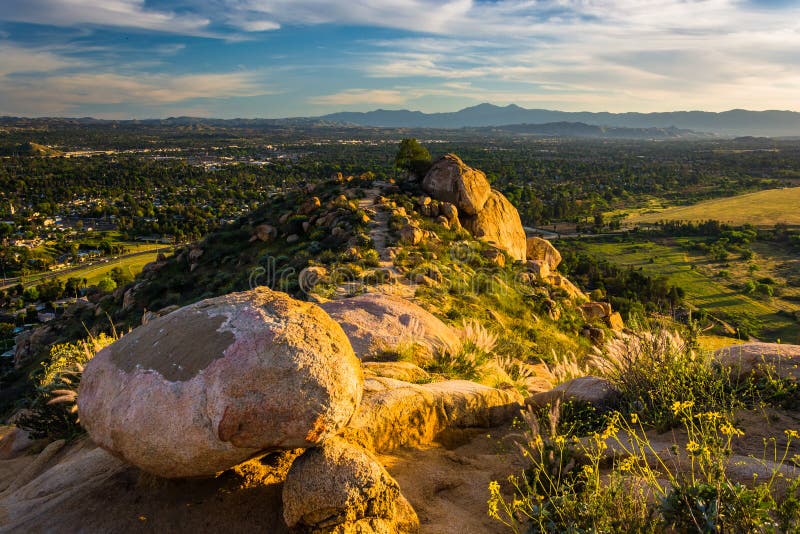 Large Boulders and Views at Mount Rubidoux Park Stock Photo - Image of mountain, colorful: 51549096