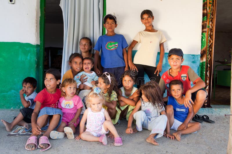 Large Bulgarian Roma Gypsy Family Editorial Image - Image of sliven ...