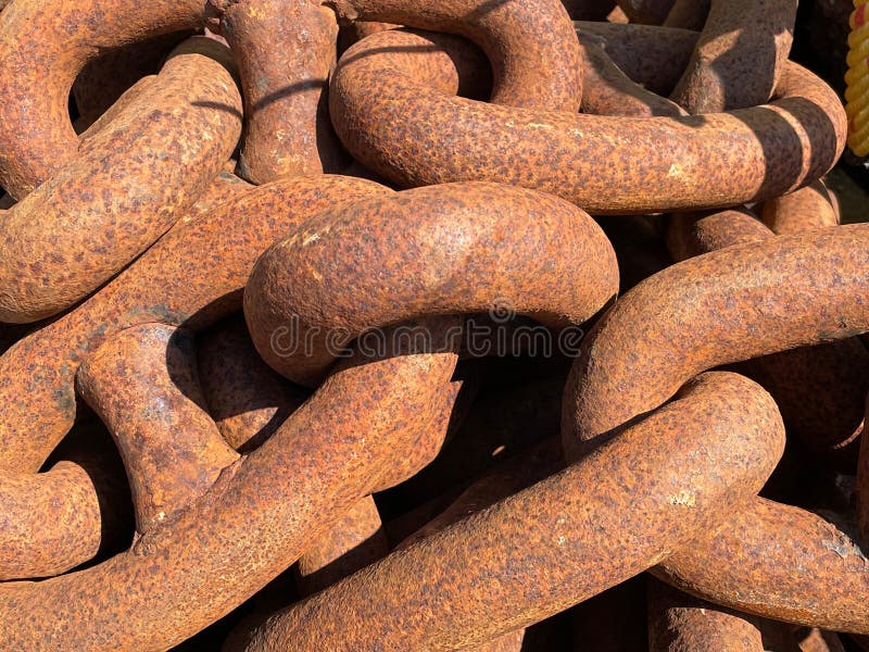 Large Chunky Rusty Metal Chains Stock Photo - Image of chunky ...