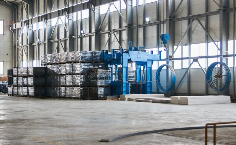 Large Concrete Factory Warehouse Interior Stock Image - Image of ...