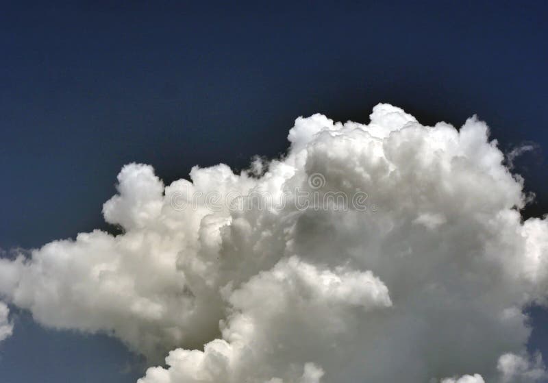 Large Cumulus Cloud Big Clouds Stock Photo - Image of ozone, bright ...