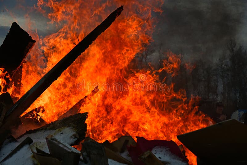 Dangerous Fire.Fire and Flames. Black, Heat.Fire.Fire Flames Flame ...