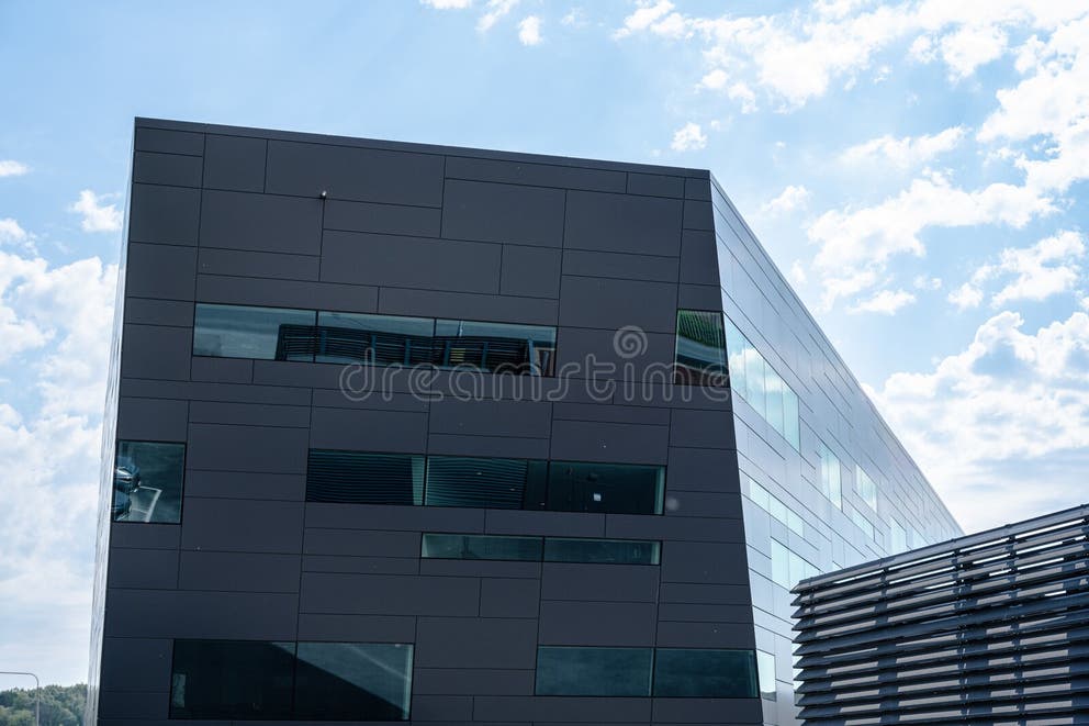 Large Dark Office Building with Odd Angles.. Editorial Photo - Image of urban, view: 284809821