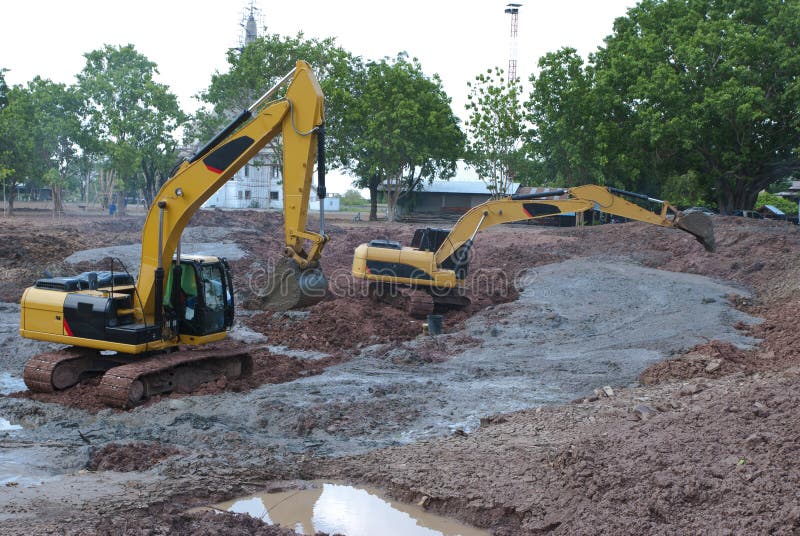 A large digger in Thailand editorial photography. Image of lifting ...