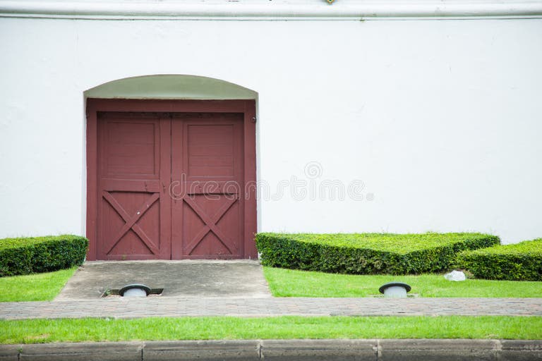 7,382 Large Door Gate Stock Photos - Free & Royalty-Free Stock Photos ...