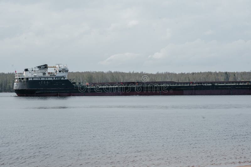 802 Empty Barge Stock Photos - Free & Royalty-Free Stock Photos from ...