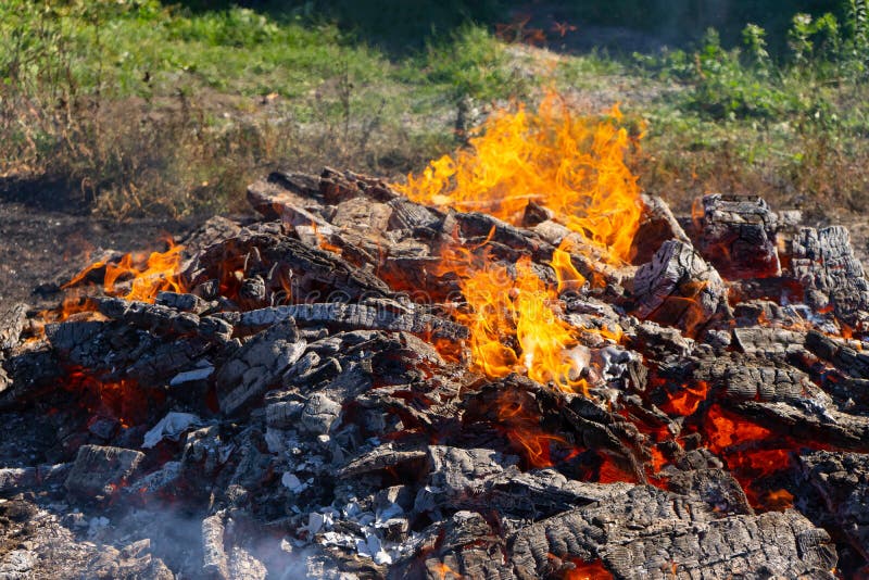 A Large Fire Burning in the Open Stock Image - Image of flame, flaming ...