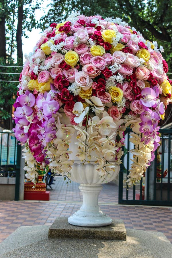 Large flower vase. stock image. Image of classic, agriculture - 40682091