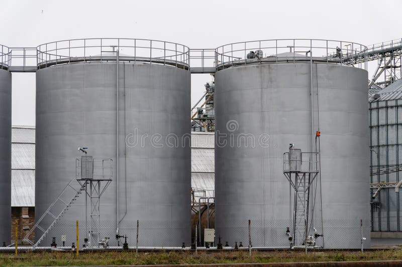 631 Industrial Bulk Storage Tanks Stock Photos - Free & Royalty-Free ...