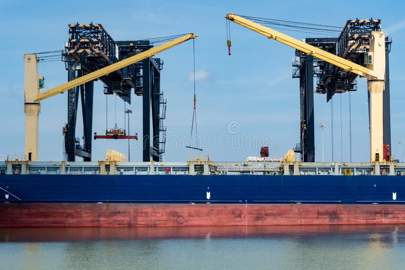 Large Gantry Cranes for Loading and Unloading Cargo at Port Everglades ... Large Gantry Cranes for Loading and Unloading Cargo at Port Everglades ...