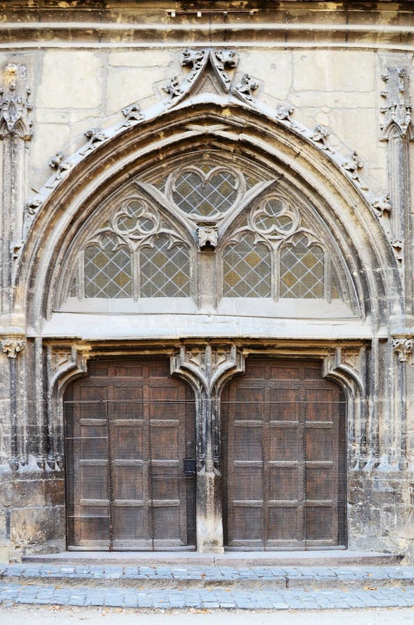 Large Gothic Door stock photo. Image of entrance, religion - 21230096