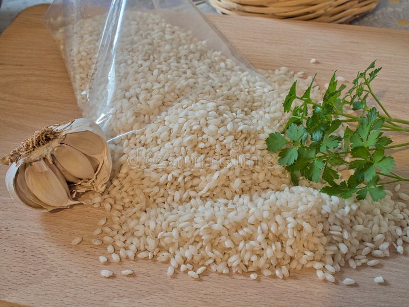 Large Grains of Raw White Rice Stock Photo - Image of vegetarian, rice ...