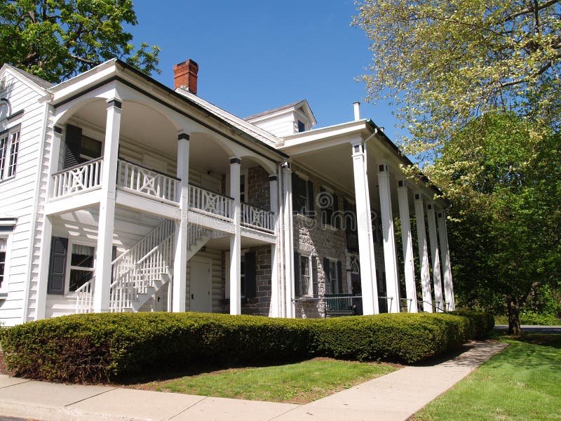 Southern plantation stock photo. Image of columns, grand - 1638398