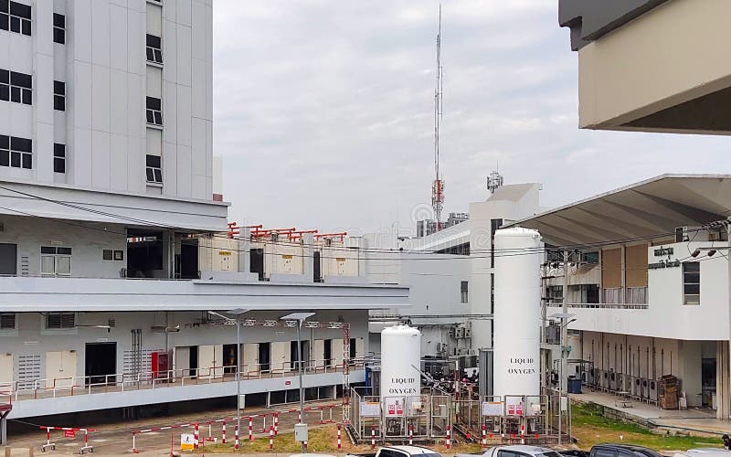 Large Oxygen Tank Outside the Building Editorial Image - Image of ...