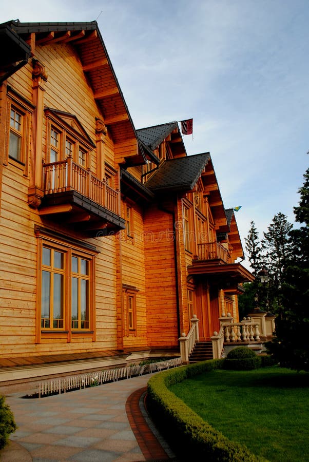 Large hunting lodge stock image. Image of large, mansion - 152722187