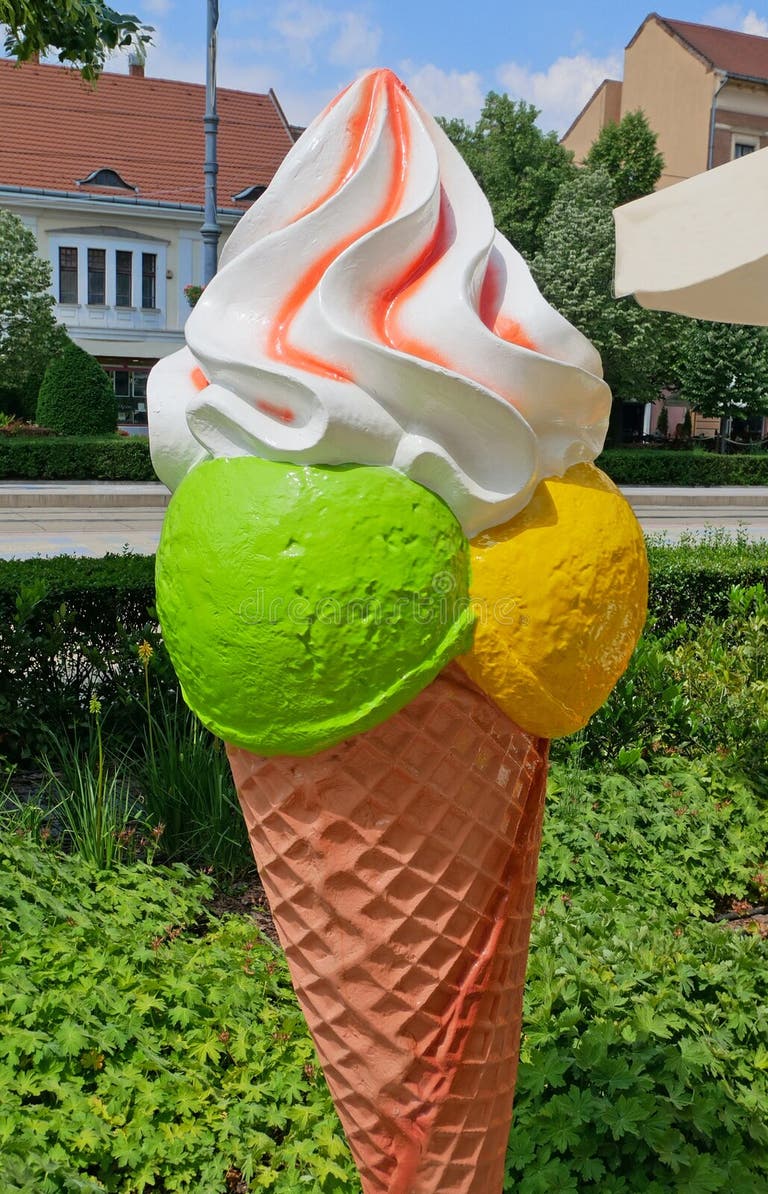 Vanilla Ice Cream Made Plastic Waste Stock Photos - Free & Royalty-Free ...