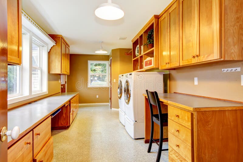 Large Laundry Lady Hobby Activity Room Stock Photos - Free & Royalty ...