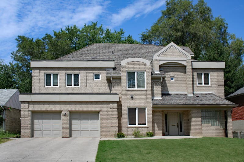 Brick House Double Garage Stock Photos - Download 283 Royalty Free Photos