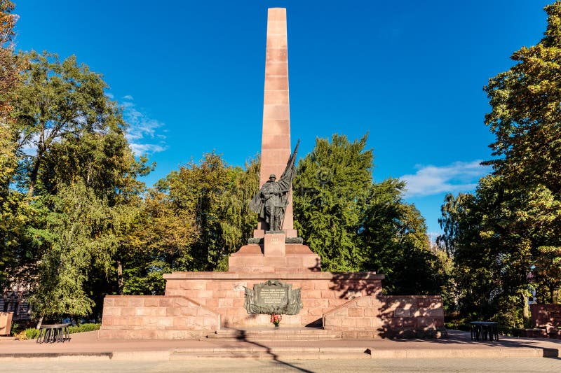 A Large Monument with a Statue of a Man on Top Stock Photo - Image of ...