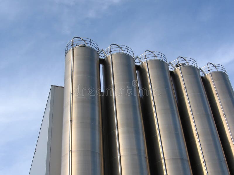 Large oil storage tank stock photo. Image of metal, reservoir - 1389670
