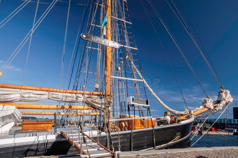 Large, old sailing ship stock photo. Image of hanseatic - 33852062