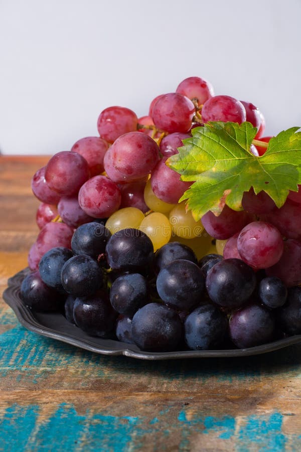 Large Organic Table Grape Globe in Assortment Served on the Tin Stock ...
