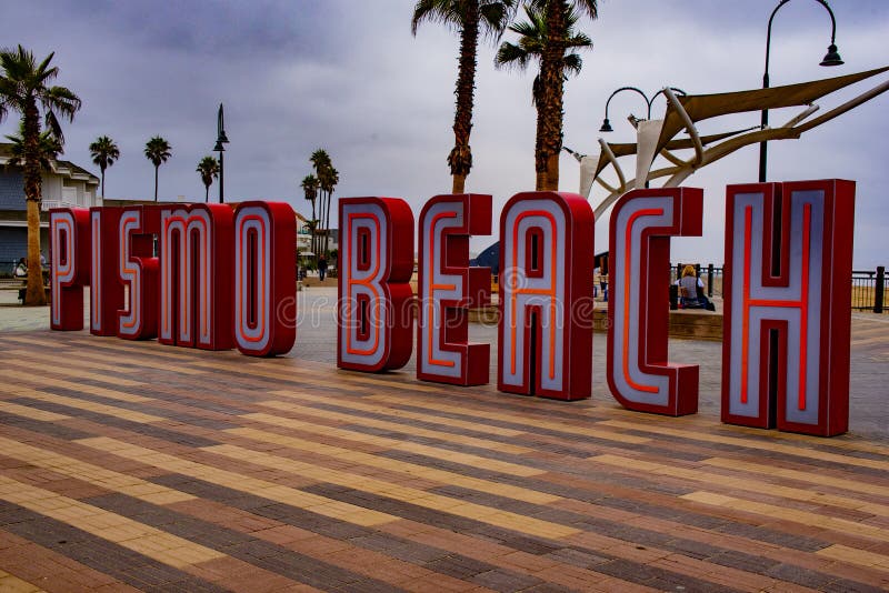 Large Pismo Beach City Sign on the Pier of the Same Name Editorial ...